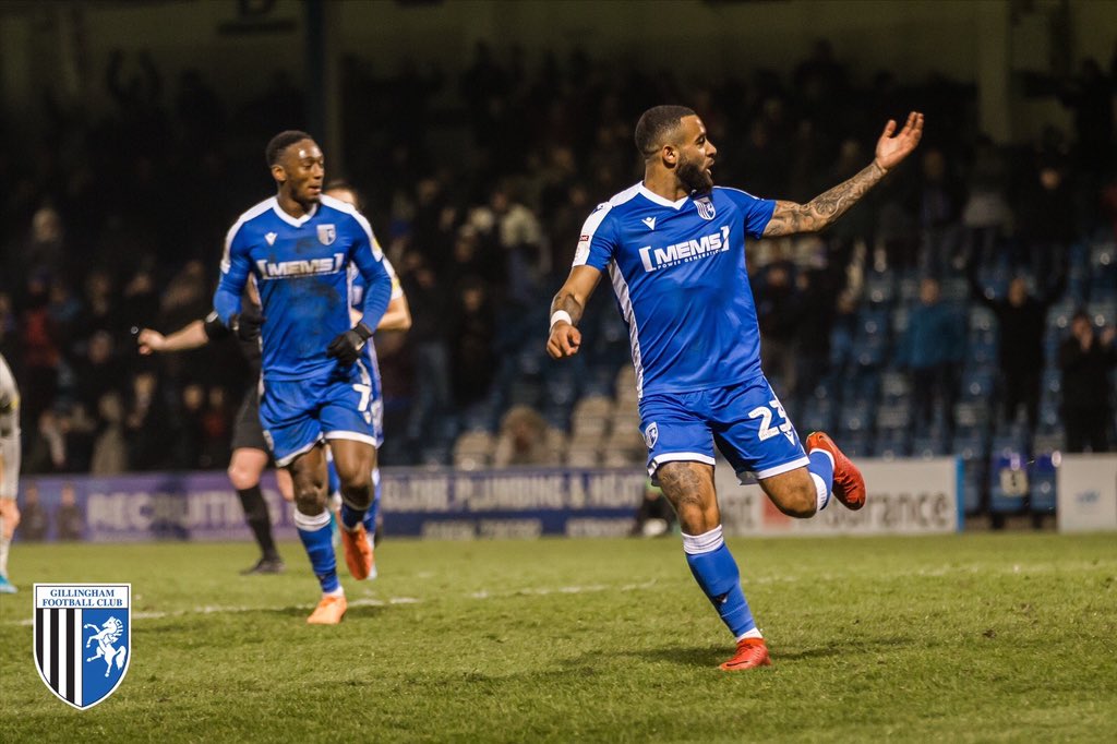 Gillingham 1-1 Portsmouth | Kent Sports News