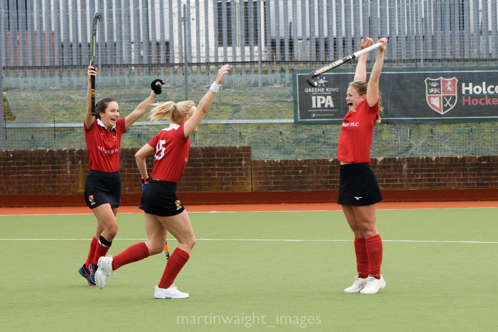 Holcombe 3-2 Barnes | Kent Sports News