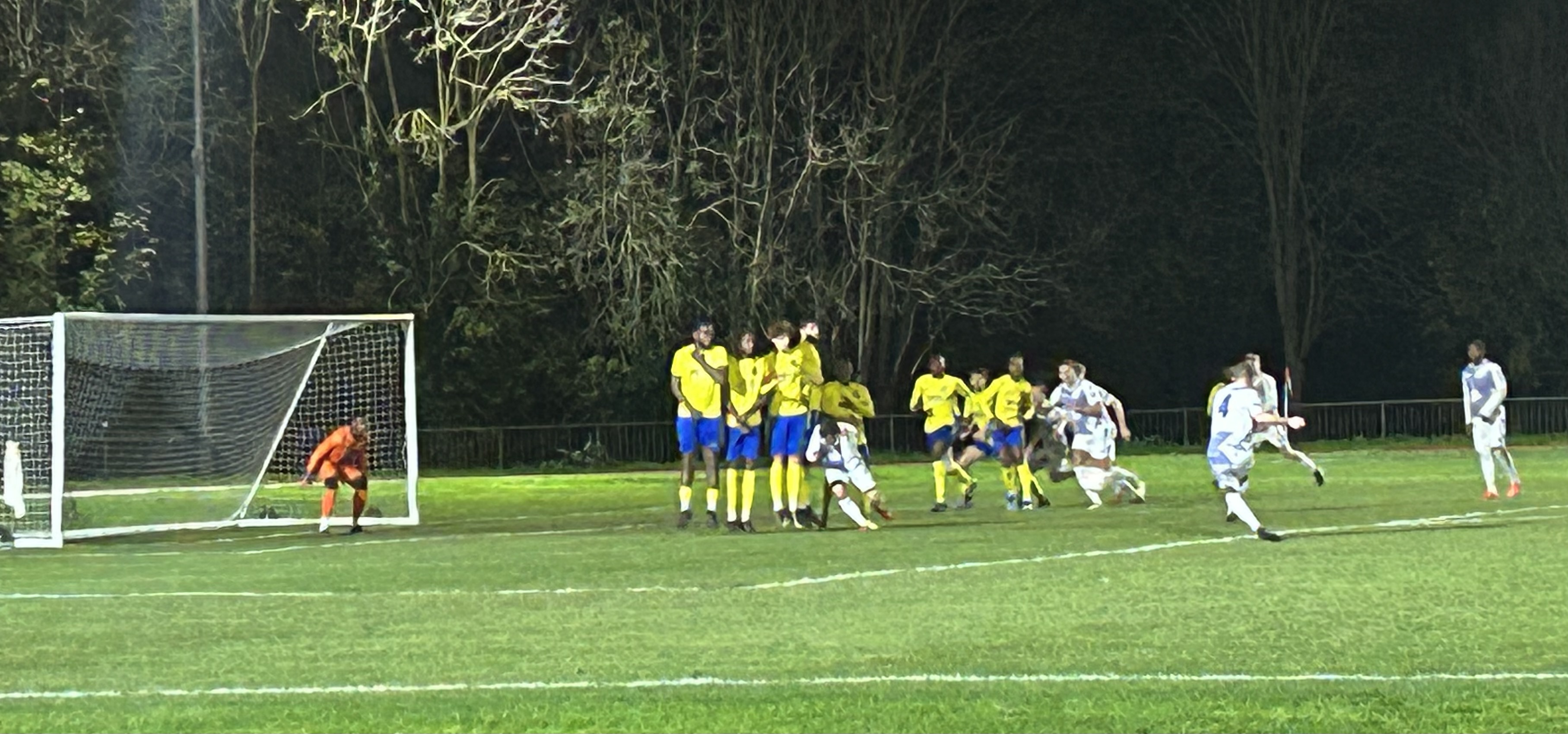Woodford Town 2-0 Erith & Belvedere | Kent Sports News
