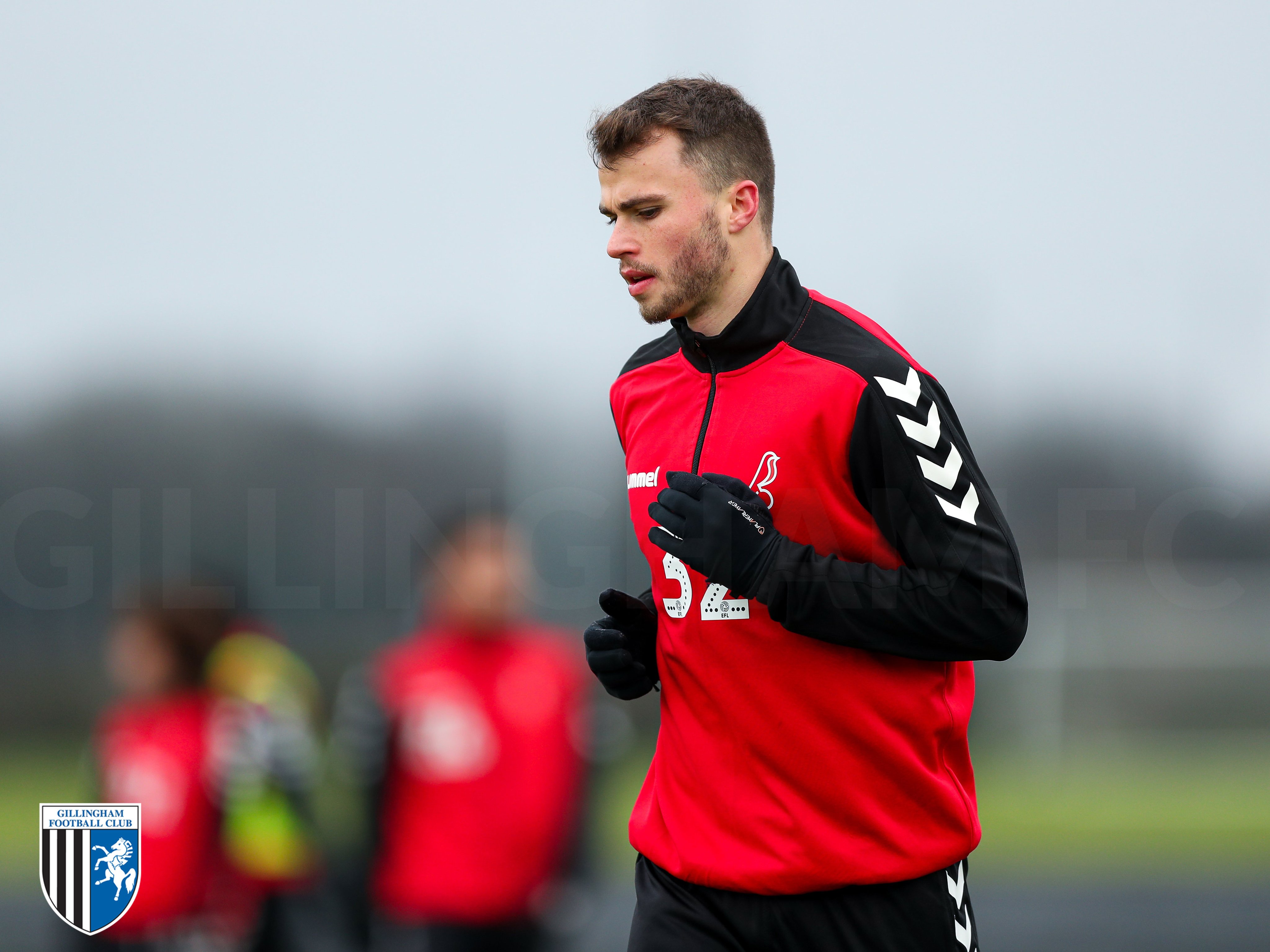 Morton joins Gills on loan | Kent Sports News