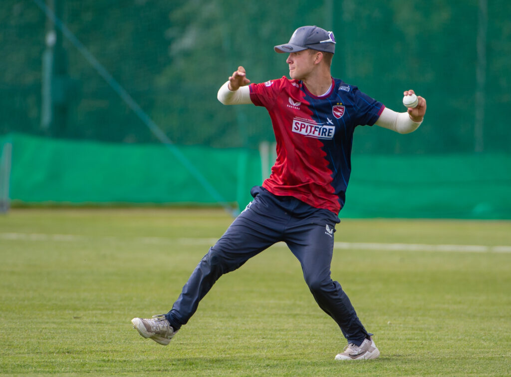 Denly named in World Cup squad | Kent Sports News