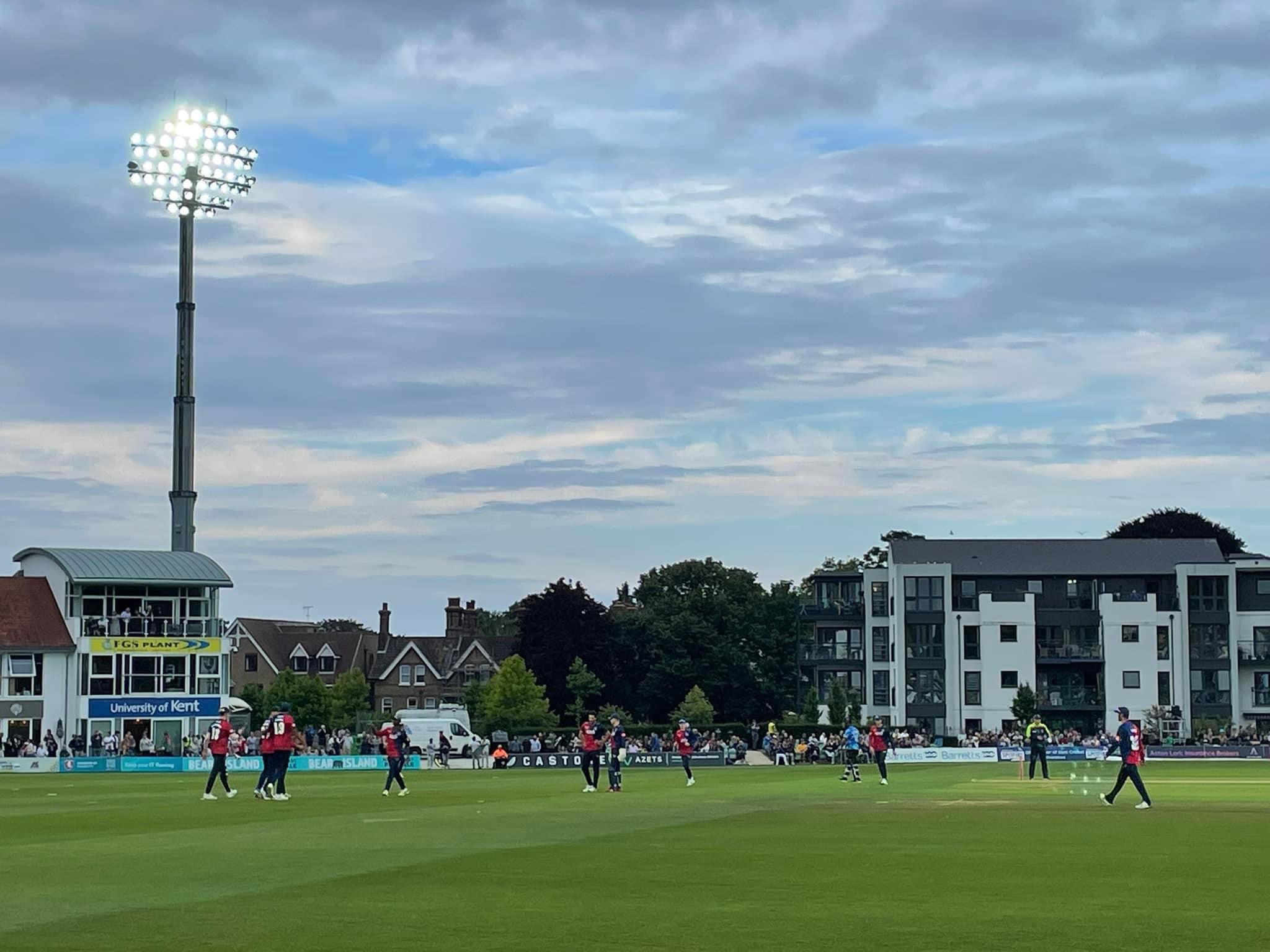 Spitfires tame Sharks at Canterbury | Kent Sports News