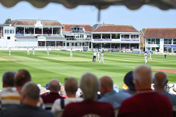 Kent game hangs in the balance | Kent Sports News