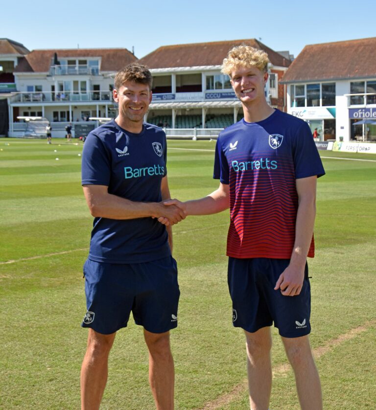 Dawkins signs first Kent contract | Kent Sports News