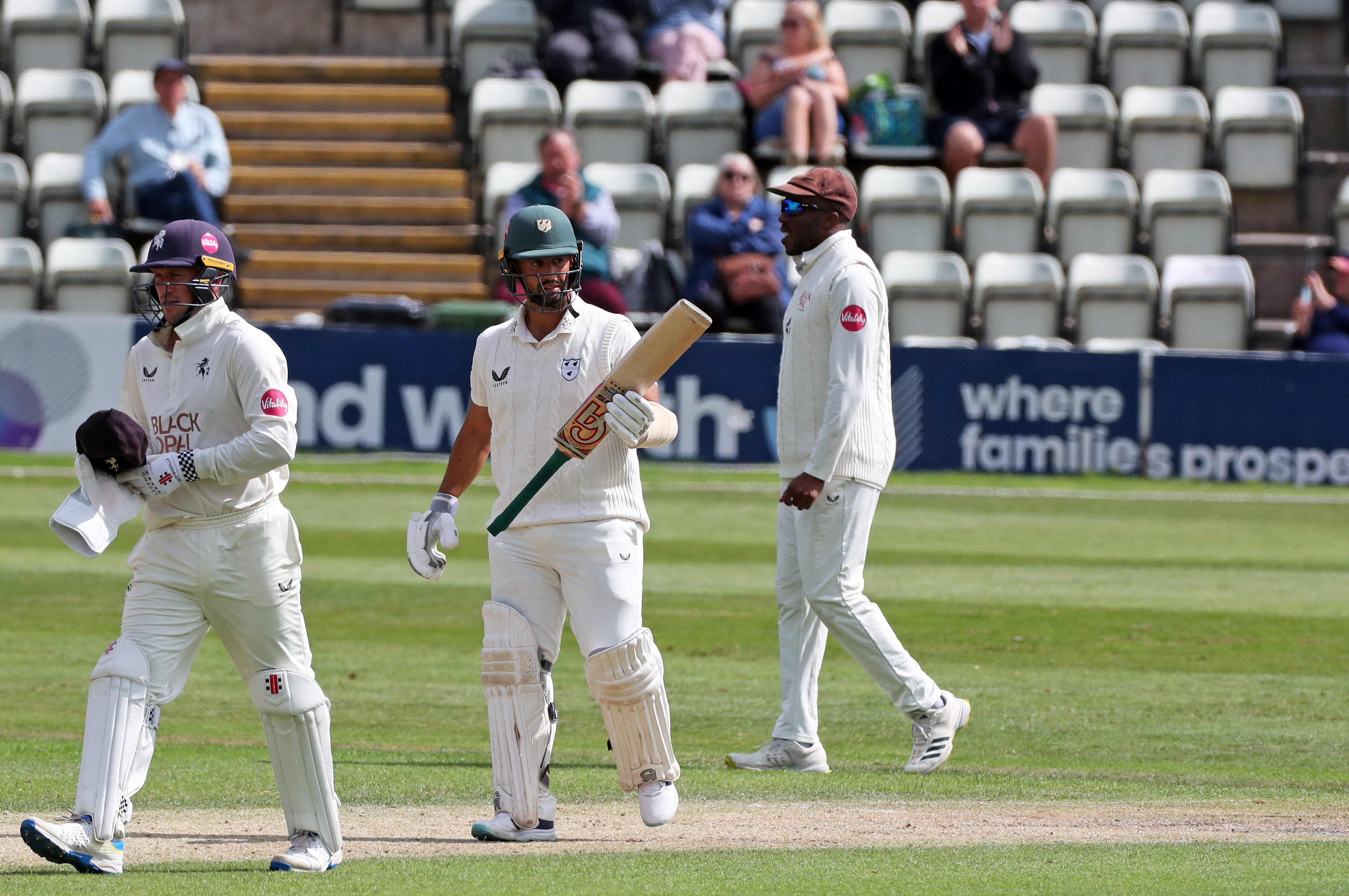 Kent facing Worcestershire defeat | Kent Sports News